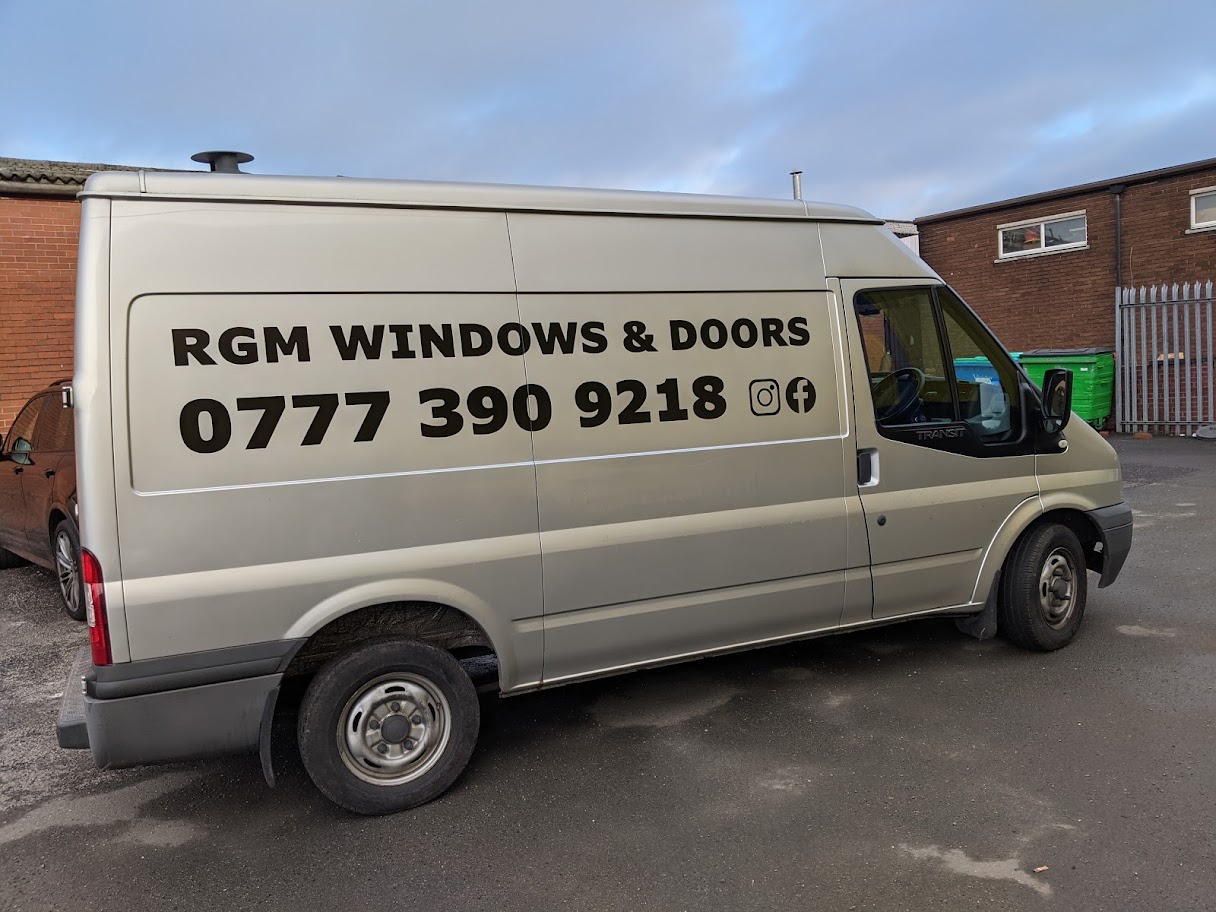 Vehicle Lettering - Vinyl Text Online